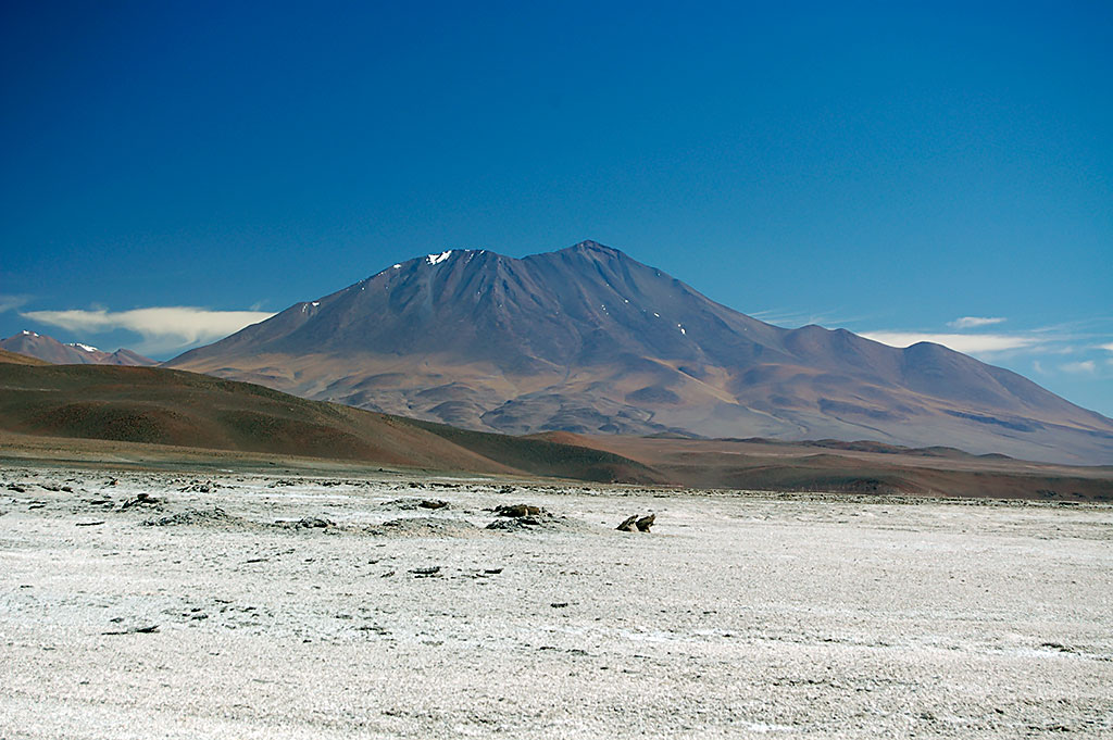 NOTA - Montañas Argentinas: Volcán Aracar, una bella montaña de la puna ...